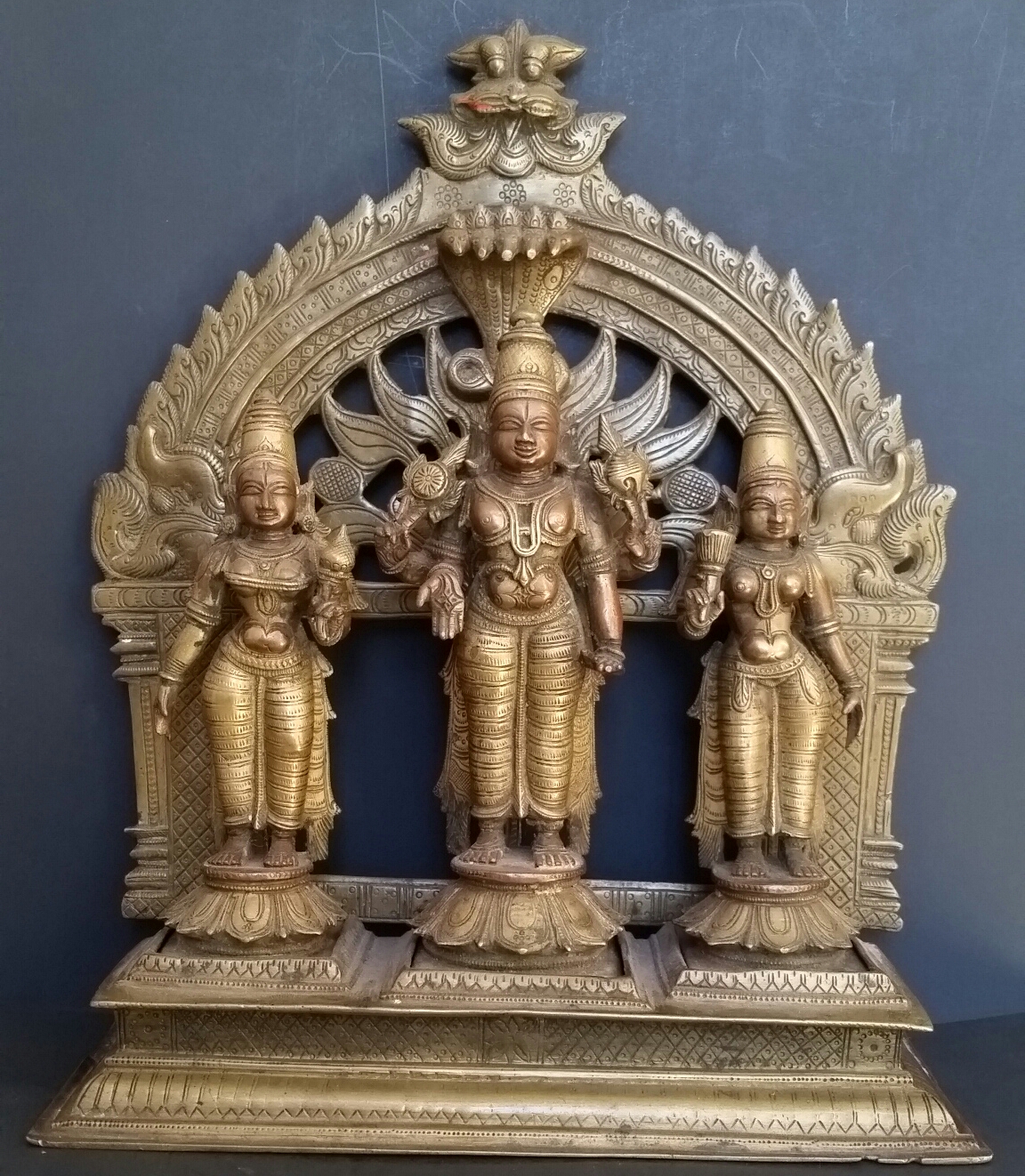 Vishnu and consorts | Bronzes of India – A personal collection